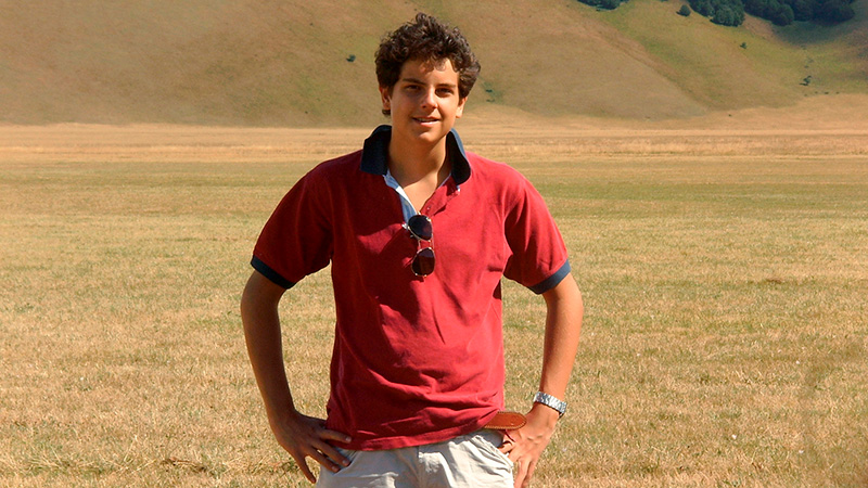 Carlo Acutis: el camino de los pequeños detalles | Teología y ...